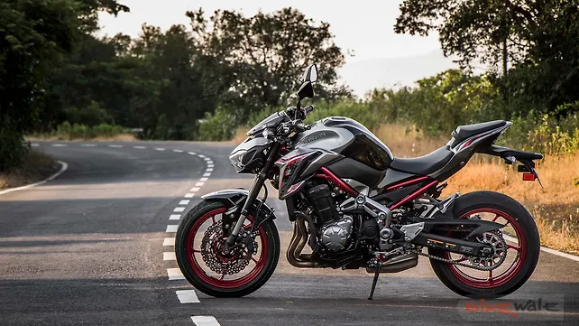 2019 Kawasaki Z900 First Ride Review - BikeWale
