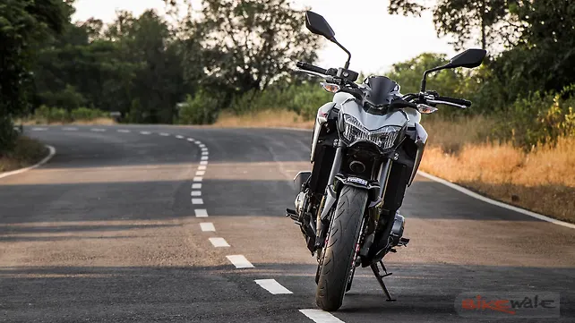 Images of Kawasaki Z900 | Photos of Z900 - BikeWale