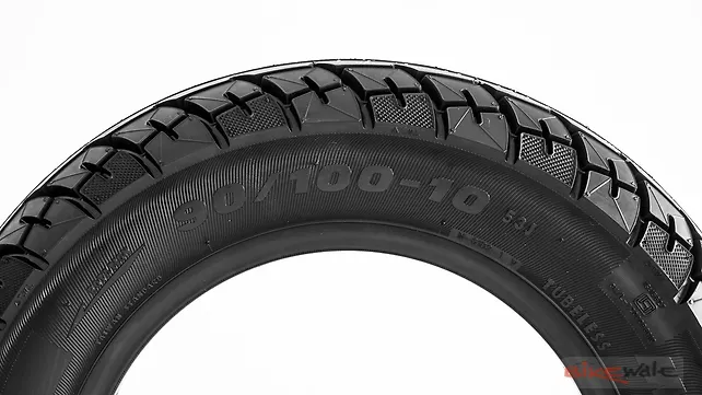 Maxxis M6182 and M6305 Scooter Tyre Product Review: Introduction - BikeWale