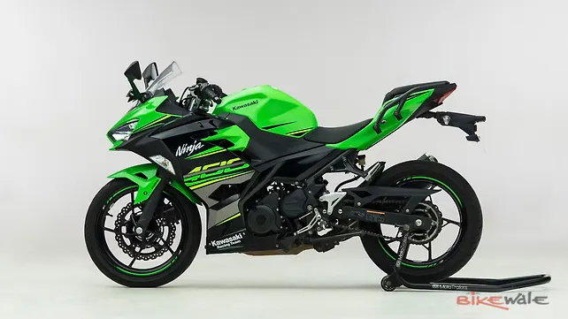 Kawasaki Ninja 400 Rear Wheel & Tyre Image - BikeWale