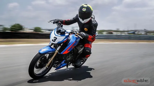 BikeWale Track Day 2019: TVS Apache RTR 200 Race Bike - BikeWale