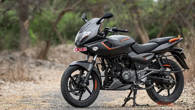 Images of Bajaj Pulsar 180F | Photos of Pulsar 180F - BikeWale
