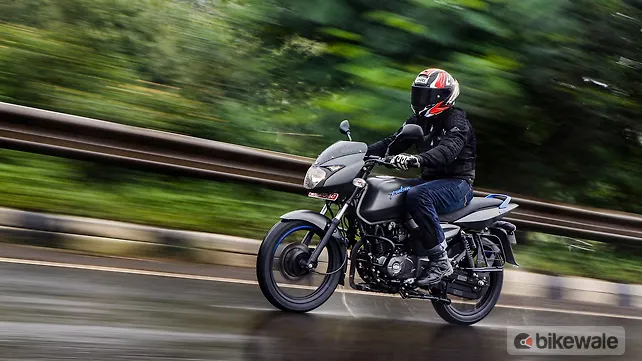 Bajaj Pulsar 125 Neon: First Ride Review - BikeWale