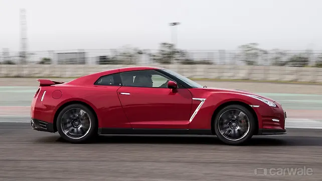 Nissan GT-R First Drive - CarWale