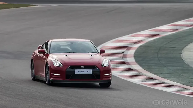 Nissan GT-R First Drive - CarWale