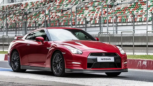 Nissan GT-R First Drive - CarWale