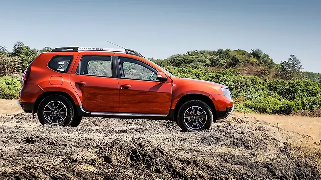Renault Duster facelift AMT First Drive Review - CarWale