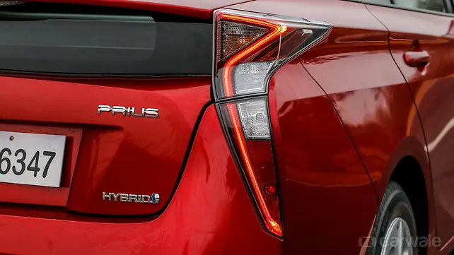 2017 Toyota Prius First Drive Review - CarWale