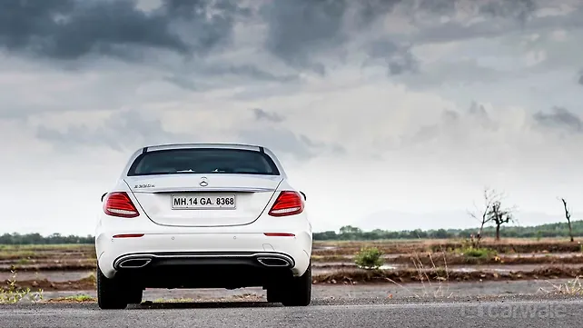 Mercedes-Benz E220d First Drive Review - CarWale