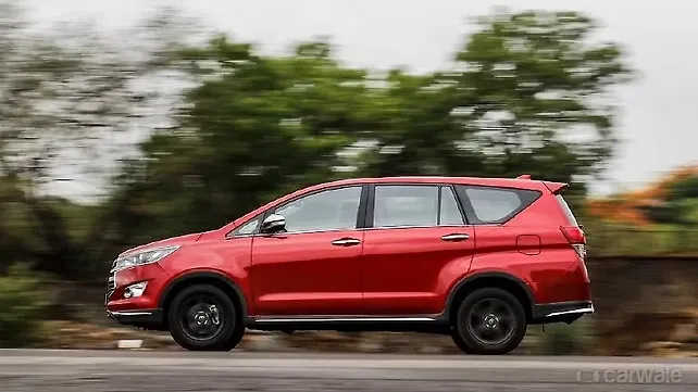 2018 Toyota Innova: Top 4 new features - CarWale