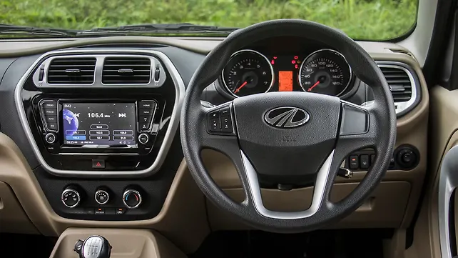 Mahindra TUV300 Plus First Drive Review - CarWale