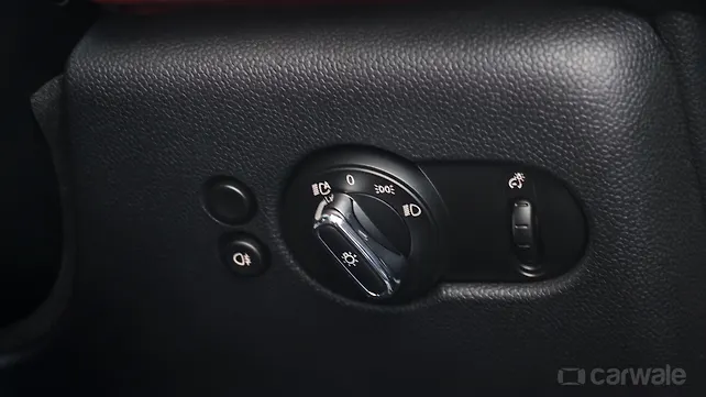 2019 Mini Cooper JCW First Drive Review - CarWale