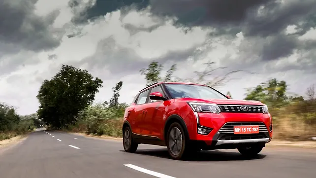 Mahindra XUV300 diesel AMT First Drive Review - CarWale