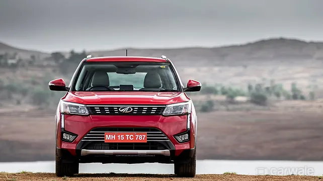 Mahindra XUV300 diesel AMT First Drive Review - CarWale