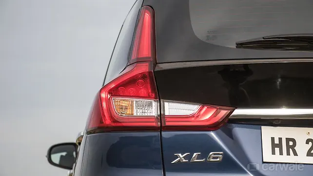 Maruti XL6 First Drive Review - CarWale