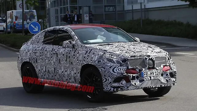 Mercedes-Benz MLC spotted testing - CarWale