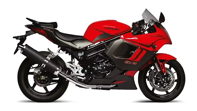 Images of Hyosung GT650R | Photos of GT650R - BikeWale