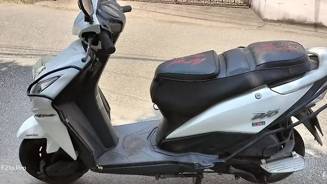 Used 2013 Honda Dio Old Dio (S291475) for sale in Kochi | BikeWale