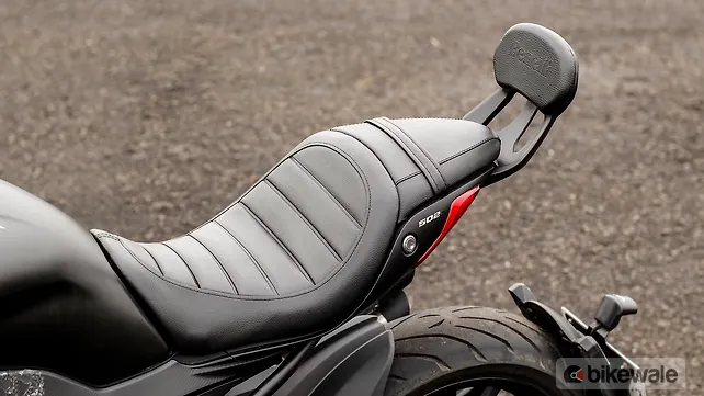 Benelli 502C: First Ride Review - BikeWale