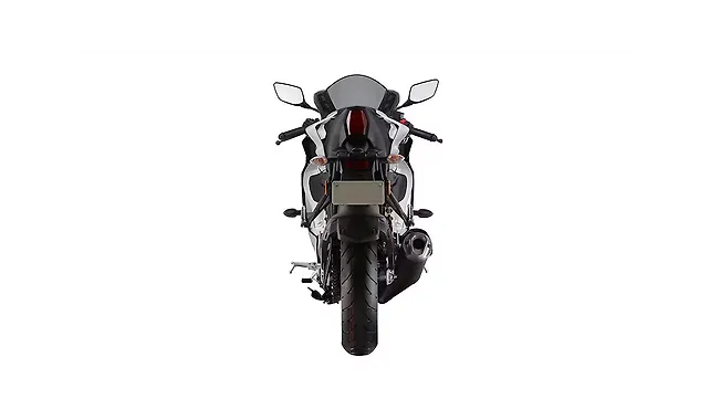 Yamaha R15 V4 Right Side View Image - BikeWale