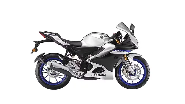 Yamaha R15 V4 Front View Image - BikeWale