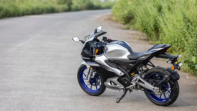 Images of Yamaha R15 V4 | Photos of R15 V4 - BikeWale