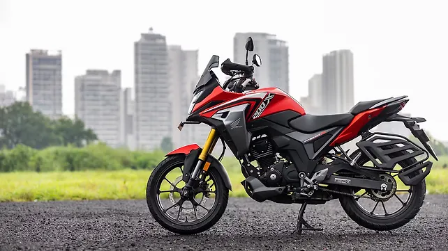 Honda CB200X Fuel Tank Image - BikeWale