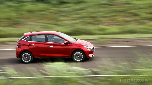 Hyundai i20 Turbo iMT First Drive Review at NATRAX - CarWale