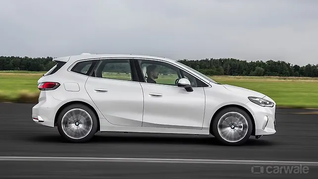 BMW 2 Series Active Tourer enters second generation with large grille ...