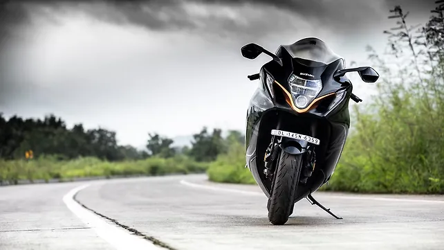 Images of Suzuki Hayabusa | Photos of Hayabusa - BikeWale