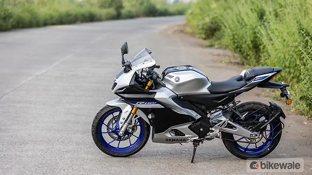 Yamaha YZF R15 V4: First Ride Review - BikeWale