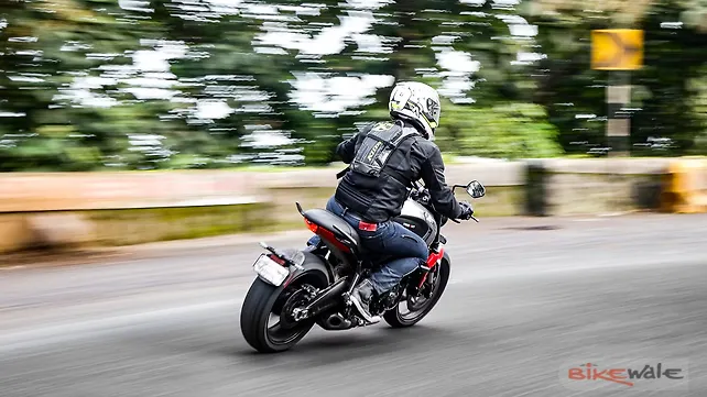 Triumph Trident 660 1000kms Touring Review - BikeWale