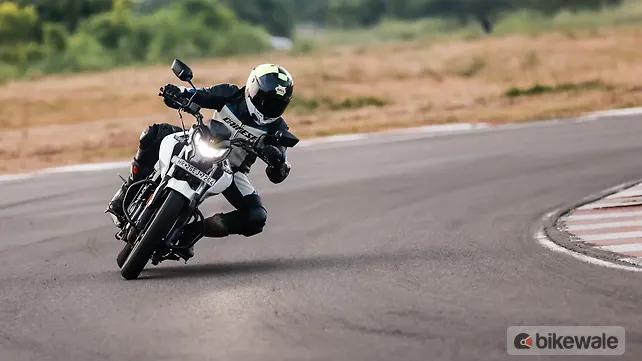 Hero Xtreme 160R Track Review: BikeWale Trackday 2021 - BikeWale