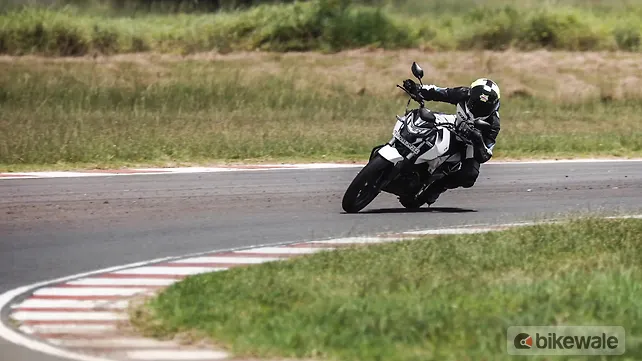 Hero Xtreme 160R Track Review: BikeWale Trackday 2021 - BikeWale