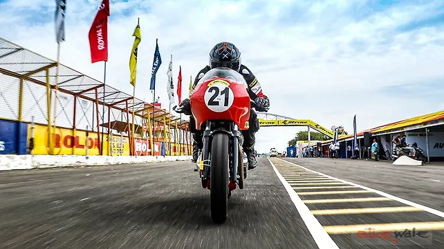 Royal Enfield Continental GT-R650 Race Bike: Track Review - BikeWale