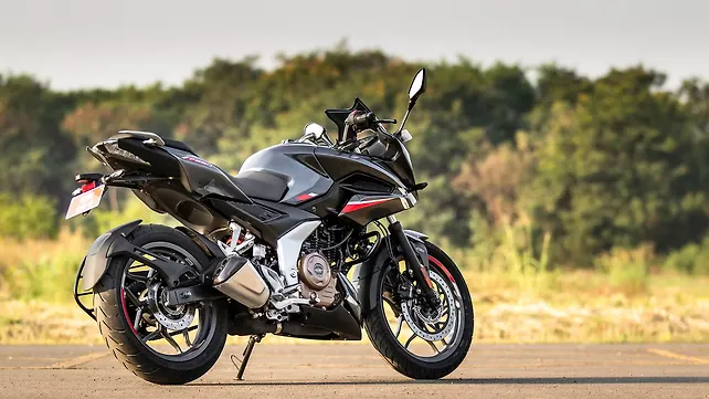Bajaj Pulsar F250 Right Rear Three Quarter Image - BikeWale