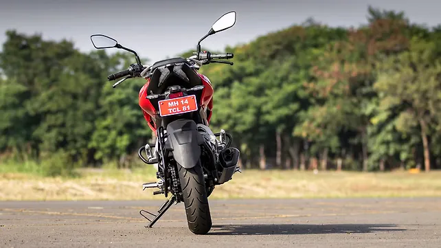 Bajaj Pulsar N250 360 view - BikeWale