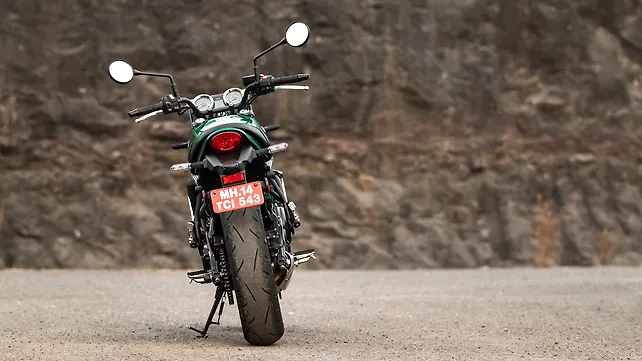 Kawasaki Z650RS Rear Reflex Reflector Image - BikeWale