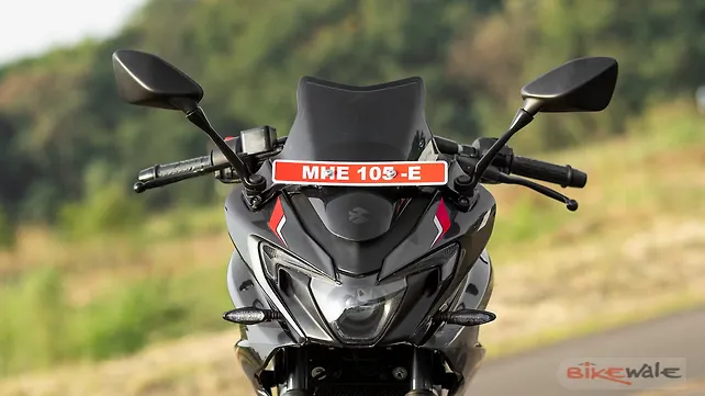 Bajaj Pulsar F250 Price - Mileage, Images, Colours | BikeWale