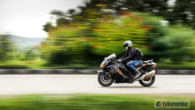 Suzuki Hayabusa 3000kms Touring Review - BikeWale