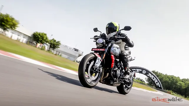 Triumph Trident 660 Track Review: BikeWale Trackday 2021 - BikeWale