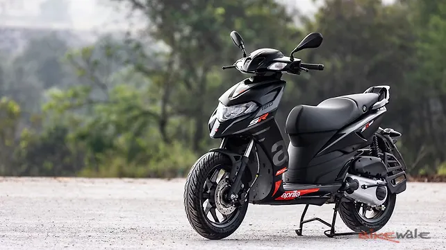 Aprilia SR 160 Front View Image - BikeWale