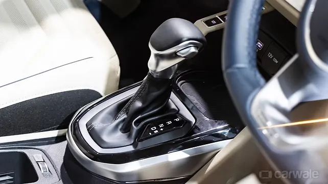 Kia Carens – First Look - CarWale