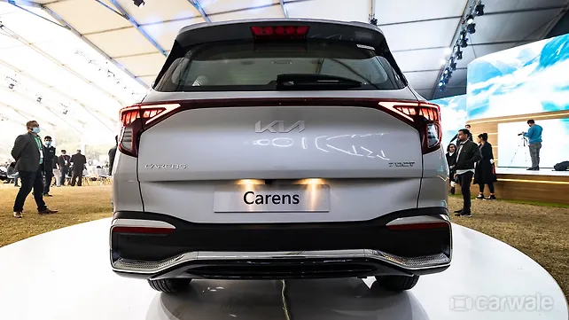 Kia Carens – First Look - CarWale