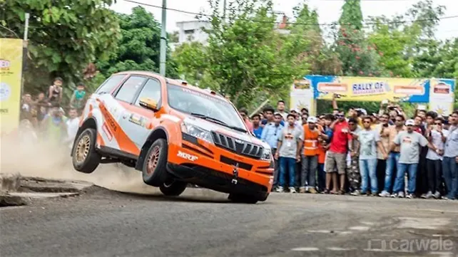 Four milestone stories with the Mahindra XUV500 on CarWale - CarWale