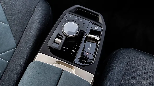 BMW iX debuts all-new iDrive 8 infotainment system - CarWale