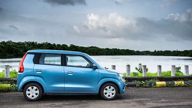 Top-three hatchbacks sold in India in 2021 - CarWale