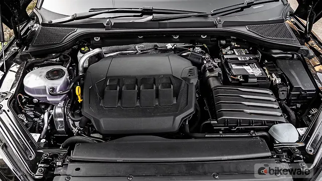 2021 Skoda Octavia First Drive Review | CarTrade