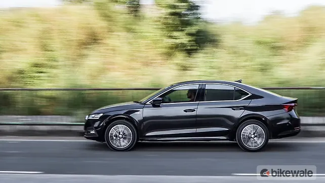 2021 Skoda Octavia First Drive Review | CarTrade