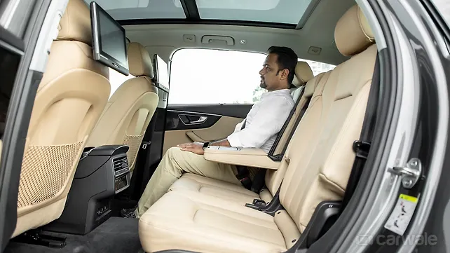 Audi Q7 Price - Images, Colours & Reviews - CarWale